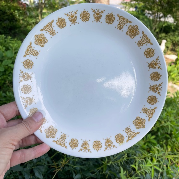 Corelle | Dining | Pyrex Corelle Butterfly White Gold 4 Salad Plates ...